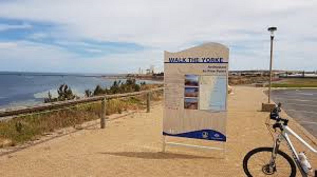 Water fill up point - Ardrossan, General Services