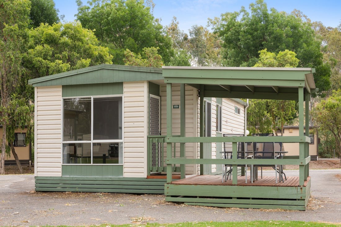 Discovery Parks - Clare, Superior Balcony Cabin - Clare, Accommod...