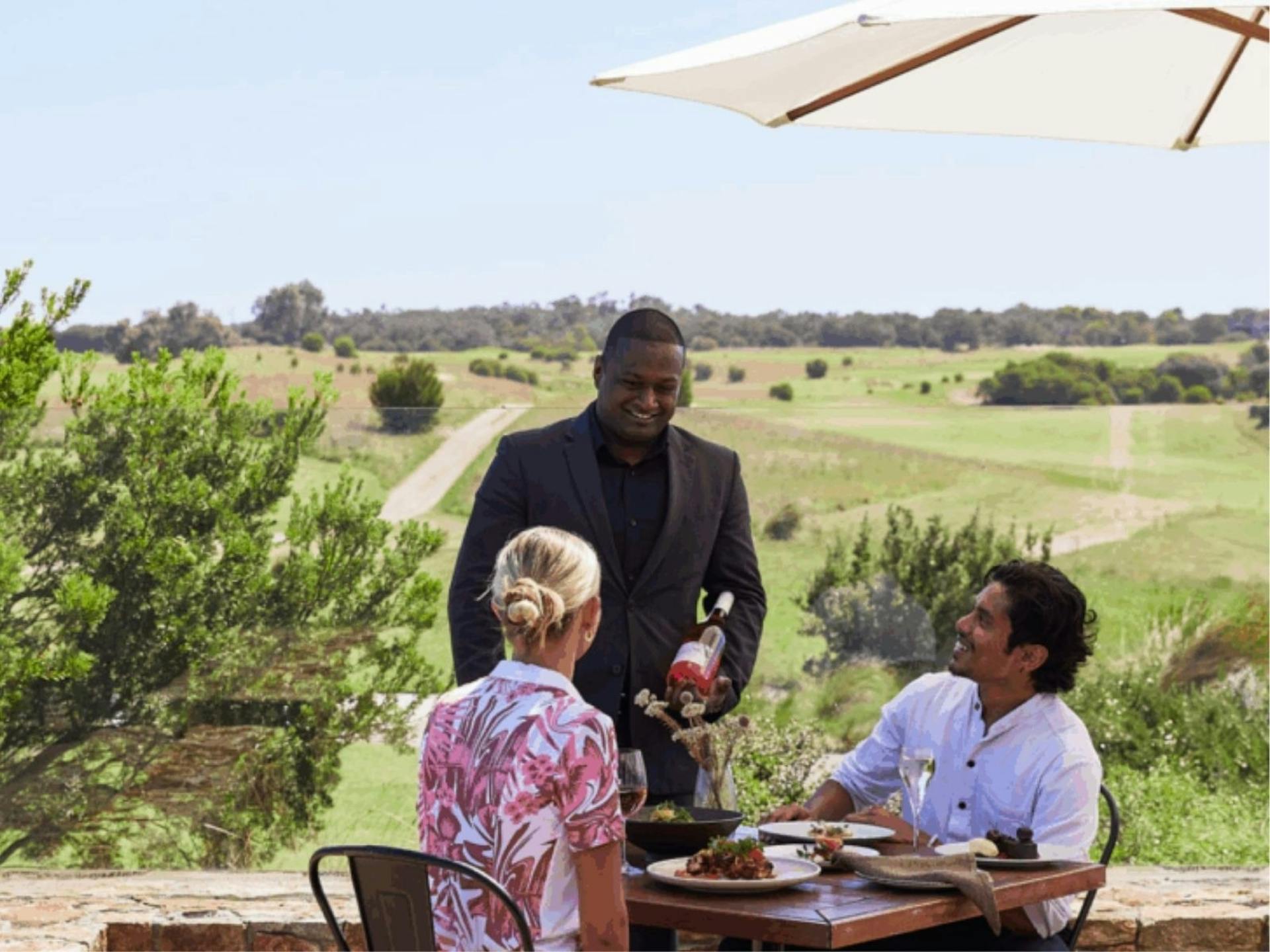 Twilight Valentines Day Dinner at Peppers Moonah Links Resort in Fingal ...