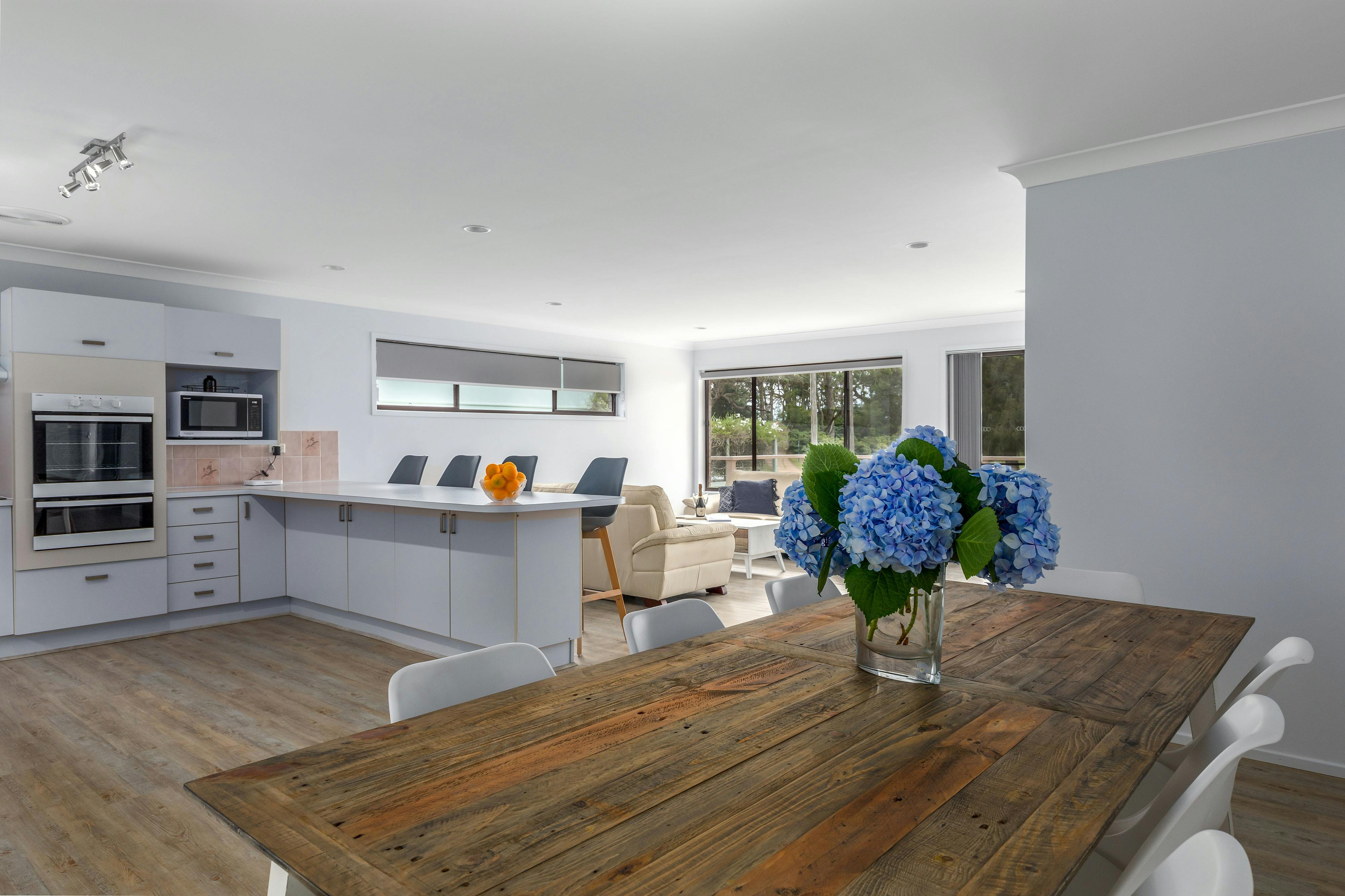 Moona Beach House Jervis Bay | NSW Holidays & Accommodation, Things to ...