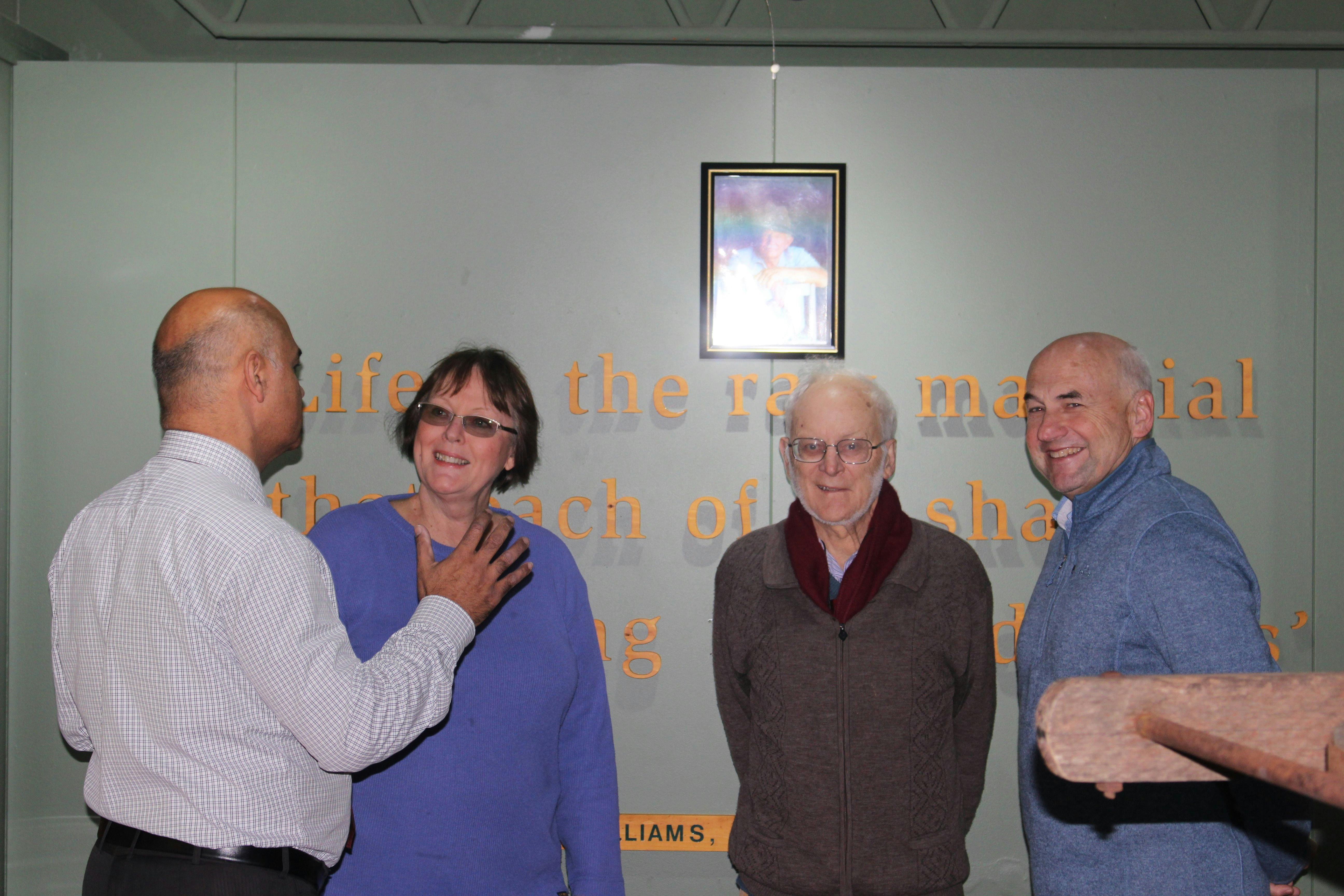 Experience Adelaide | Adelaide Walks, Talks n Drives with Neil