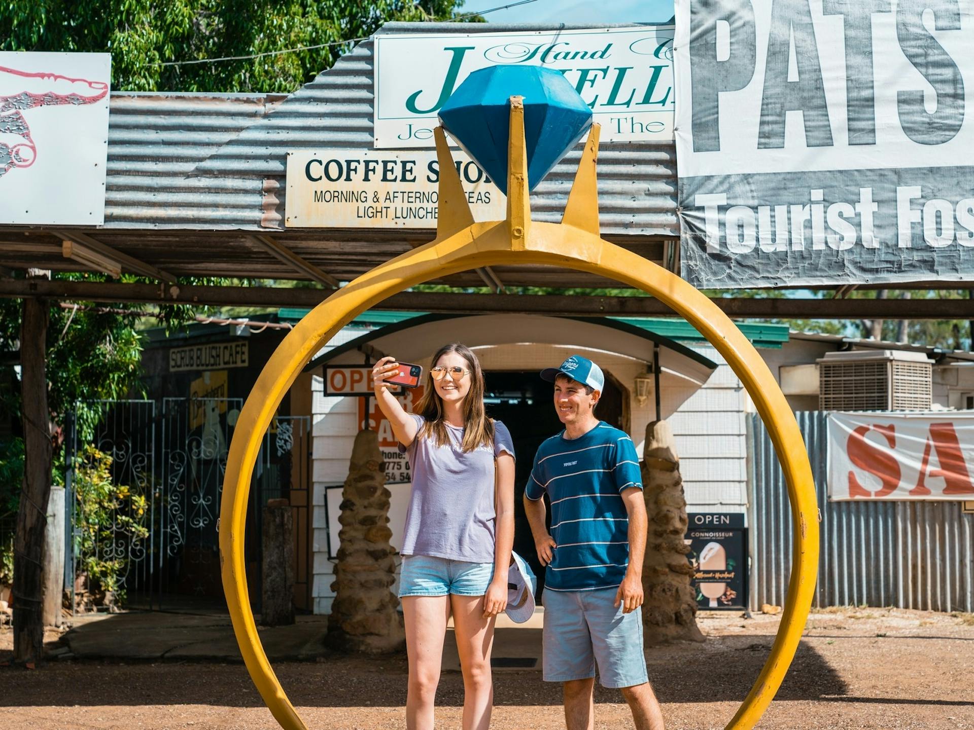 Pats Gems Tourist Fossicking Park in Sapphire - The Fold: Your Guide to ...