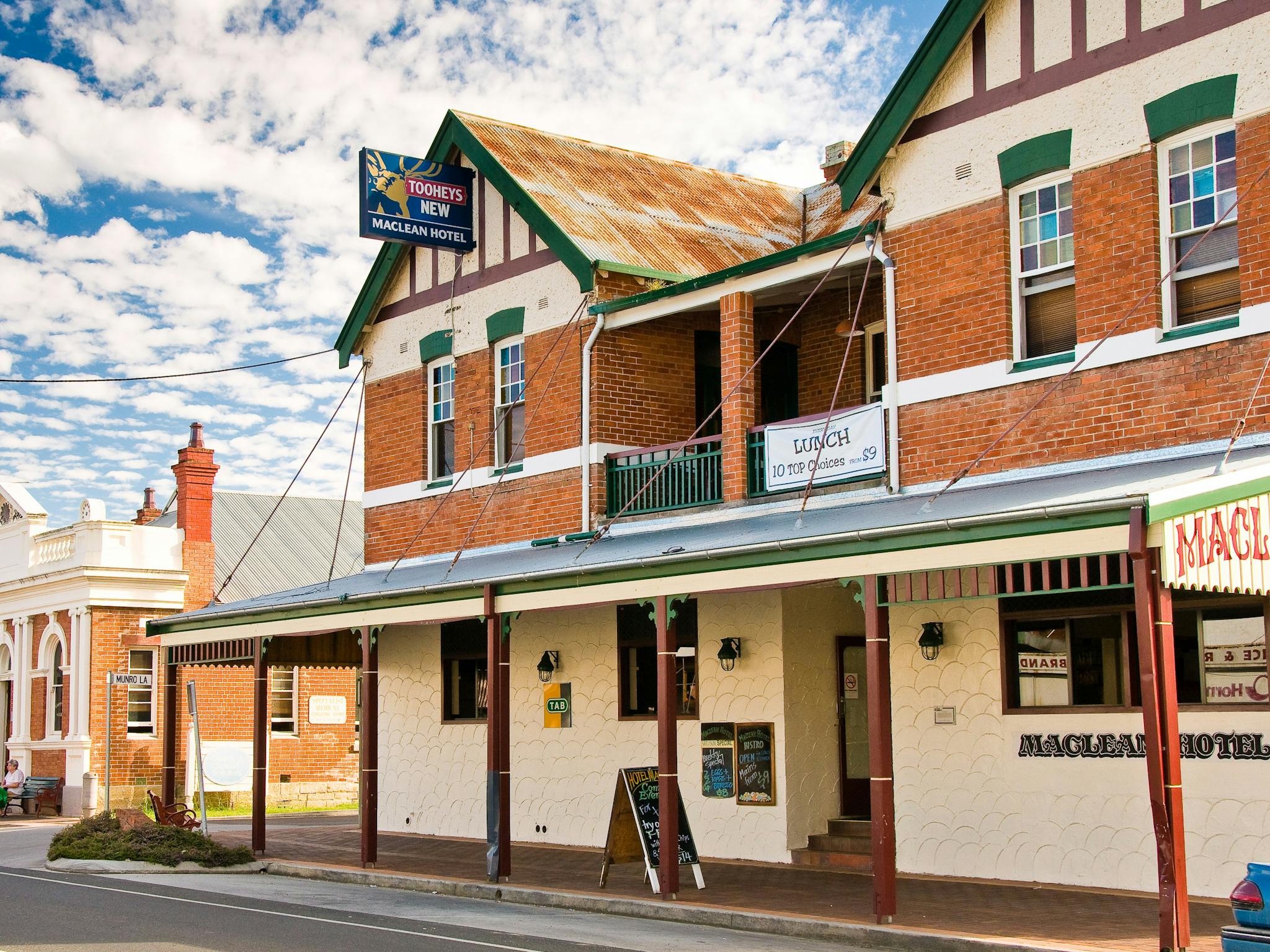 Maclean Hotel | NSW Holidays & Accommodation, Things to Do, Attractions ...