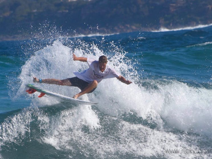 Curl Curl Beach Sydney Australia Official Travel And Accommodation
