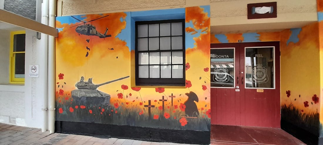 Mural RSL building , Moonta - Moonta, Attraction | South Australia