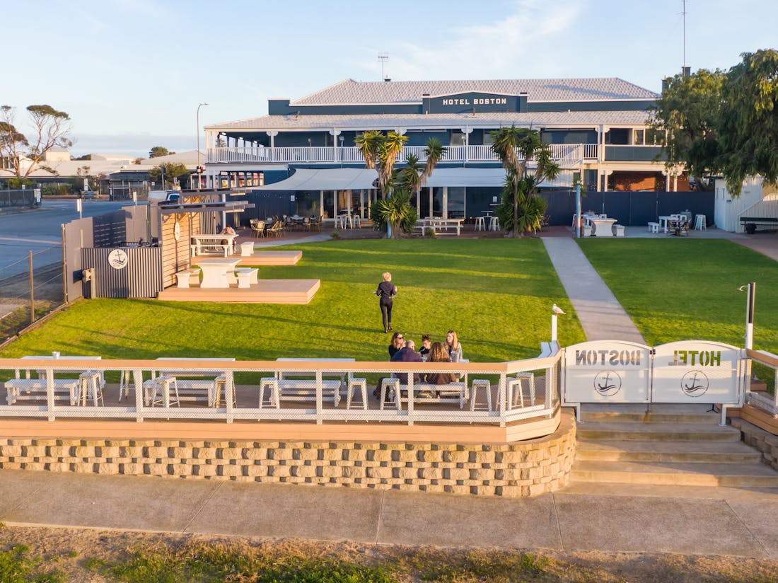 Hotel Boston - Port Lincoln, Food and Drink | South Australia