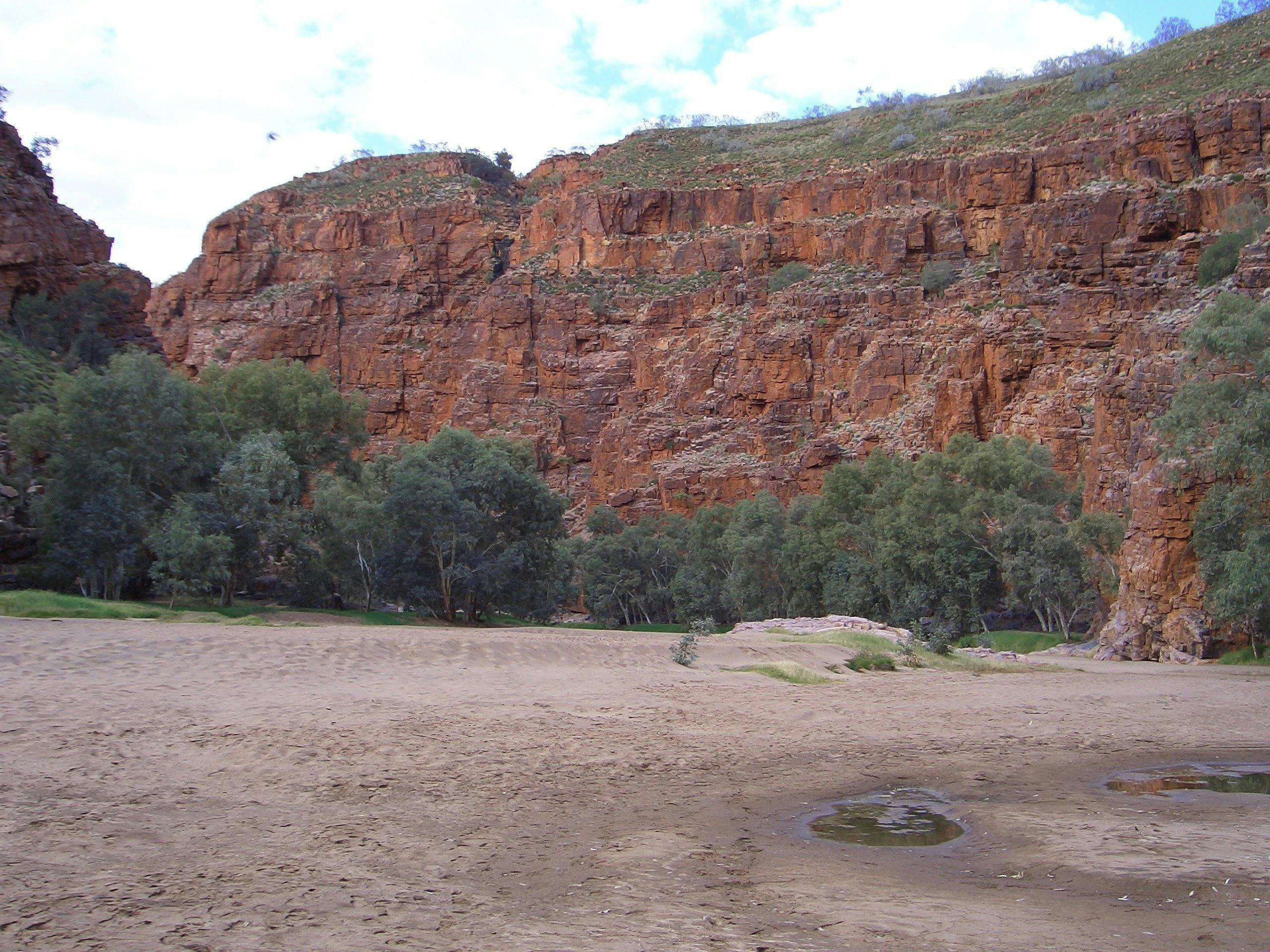 Ruby Gap Nature Park | Things to do in East MacDonnell Ranges