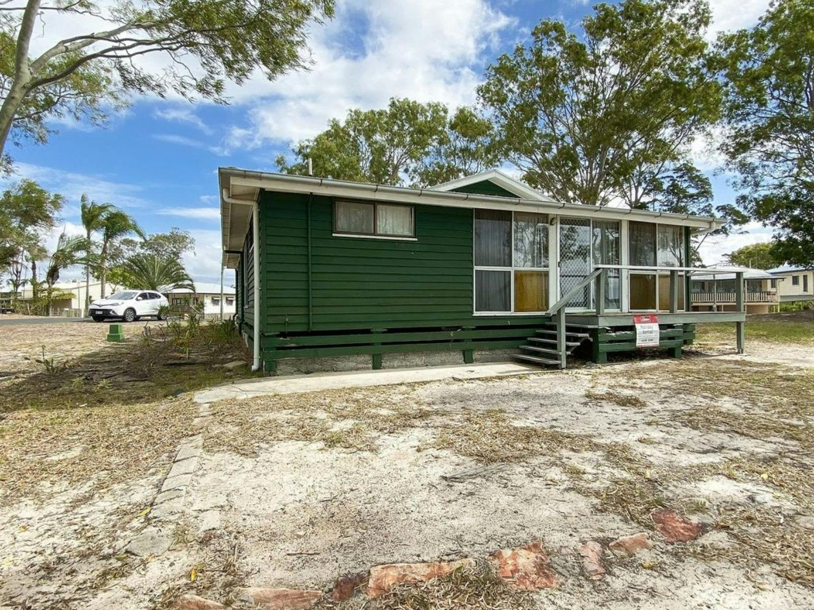 Stafford Hall | Accommodation | Queensland