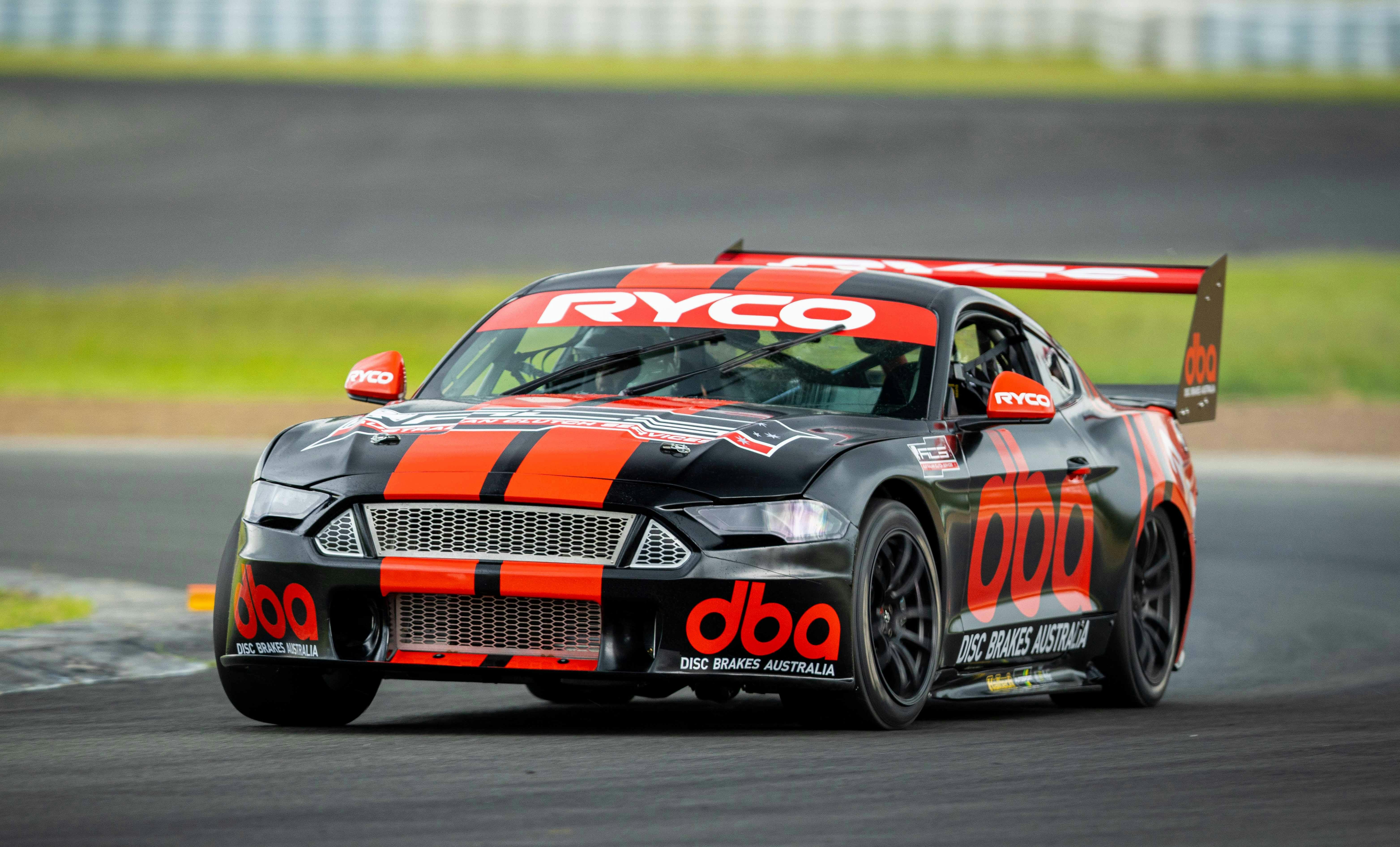 V8 Race Experience Queensland Raceway