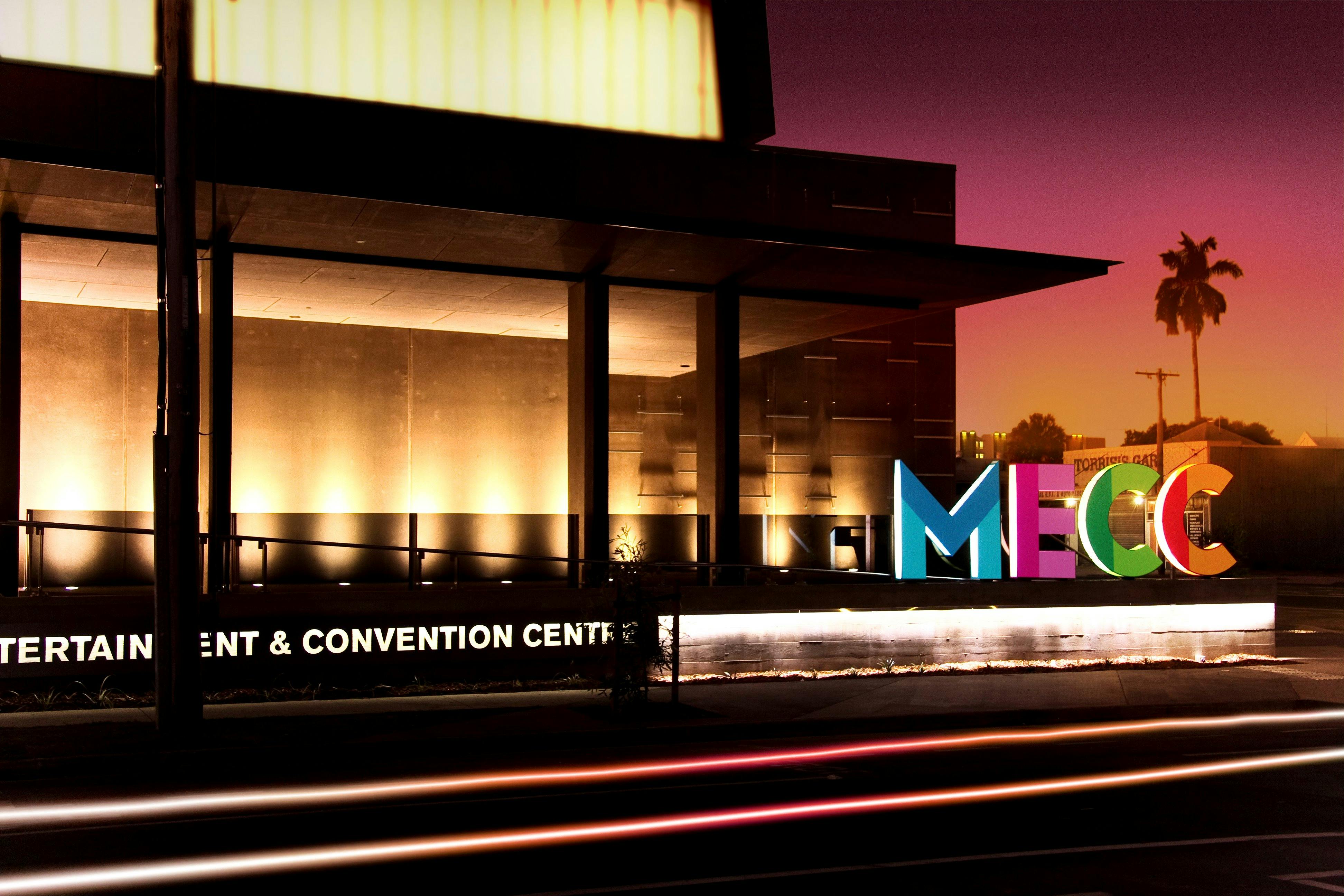 Mackay Entertainment And Convention Centre | Attractions | Queensland