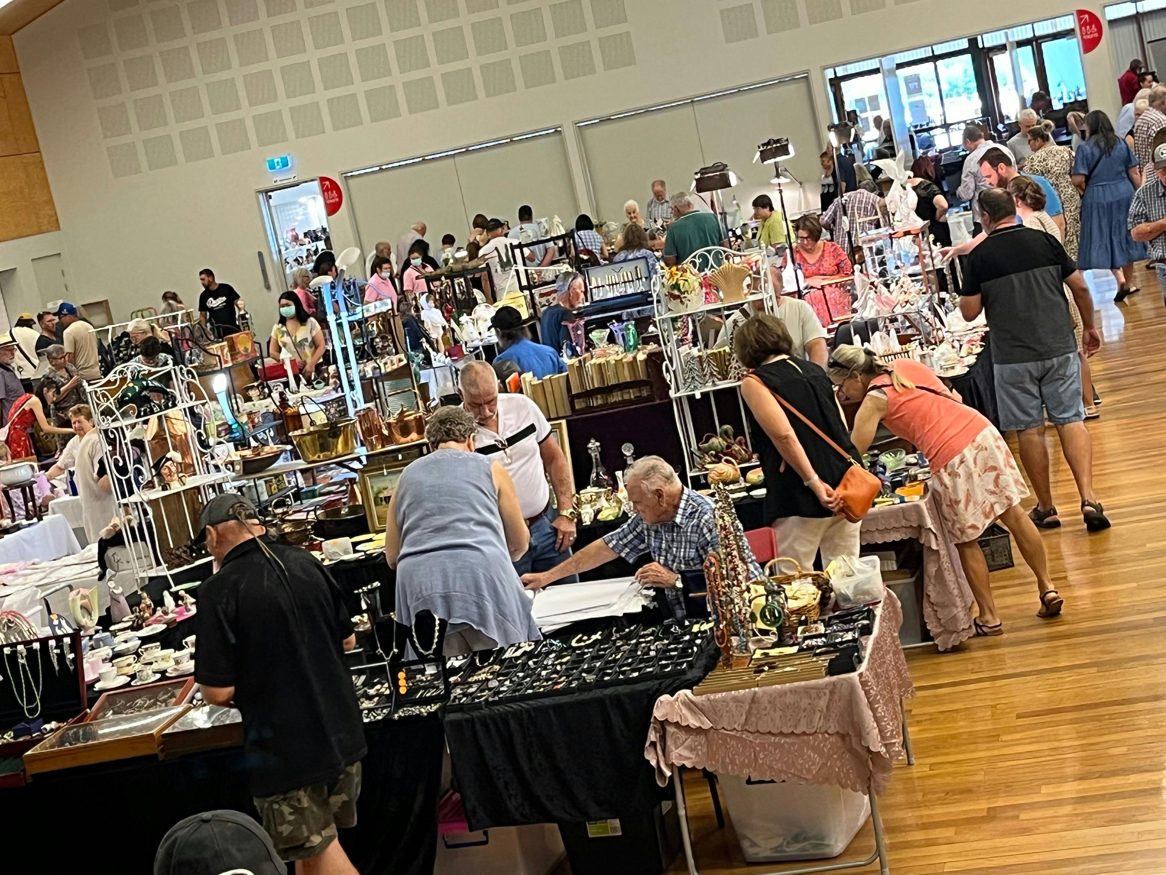 Ipswich Antique, Collectable & Record Fair