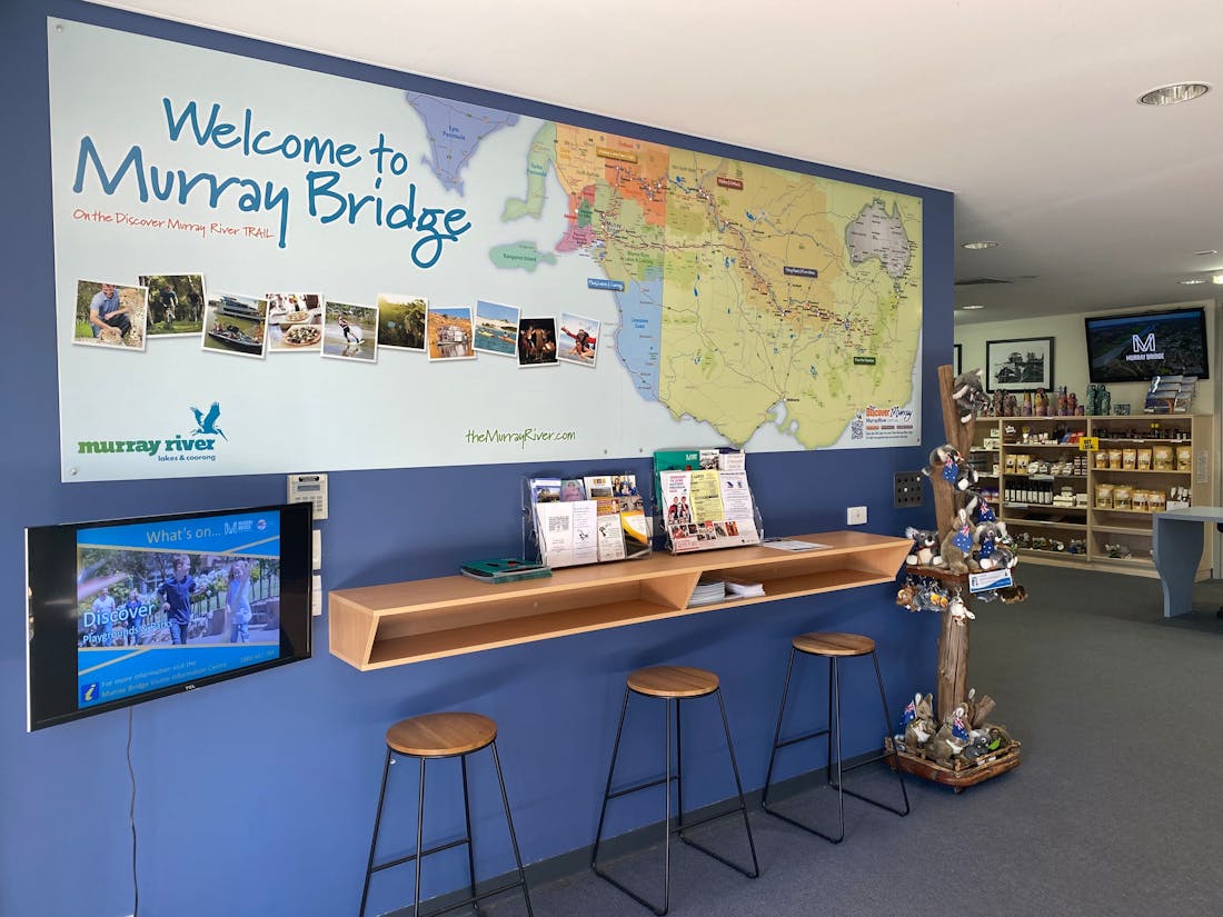 Murray Bridge Visitor Information Centre - Murray Bridge, Informa...