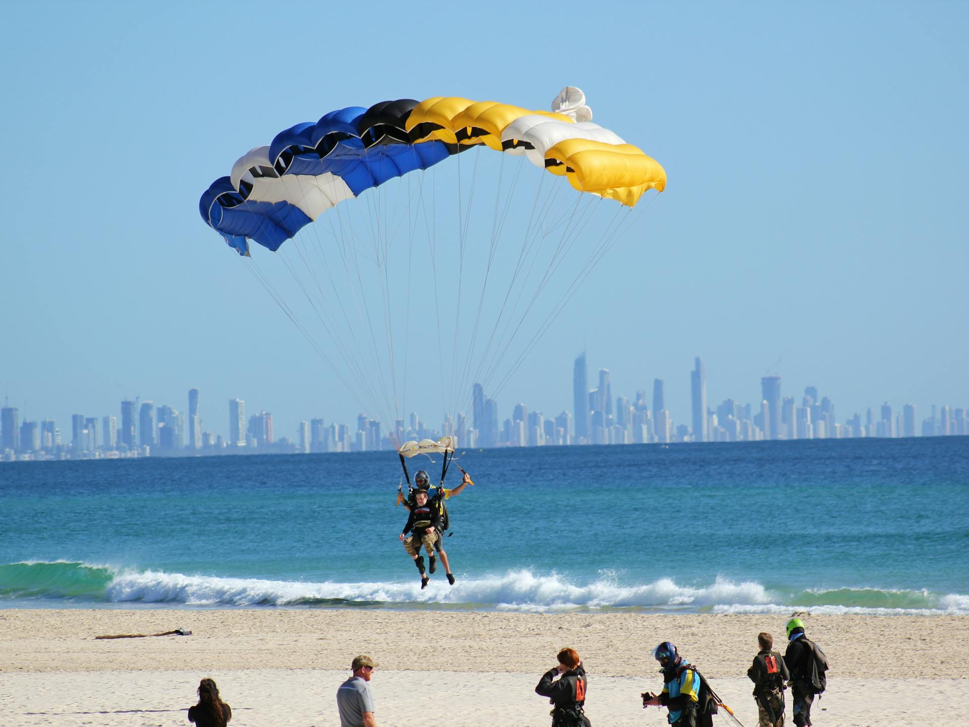 Gold Coast Skydive in Coolangatta - The Fold: Your Guide to Everything ...