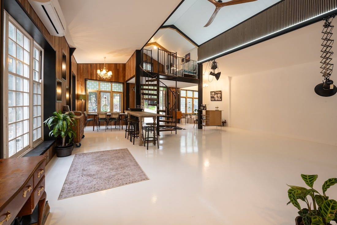 Watermark Crossing - Macclesfield, Hire