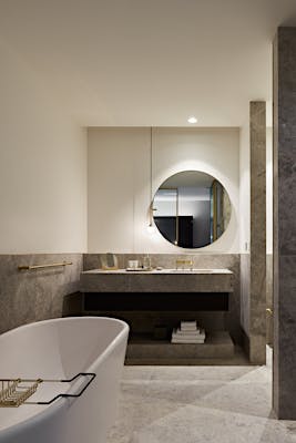 Eos By SkyCity, Allure Room - Adelaide, Accommodation | South Aus...
