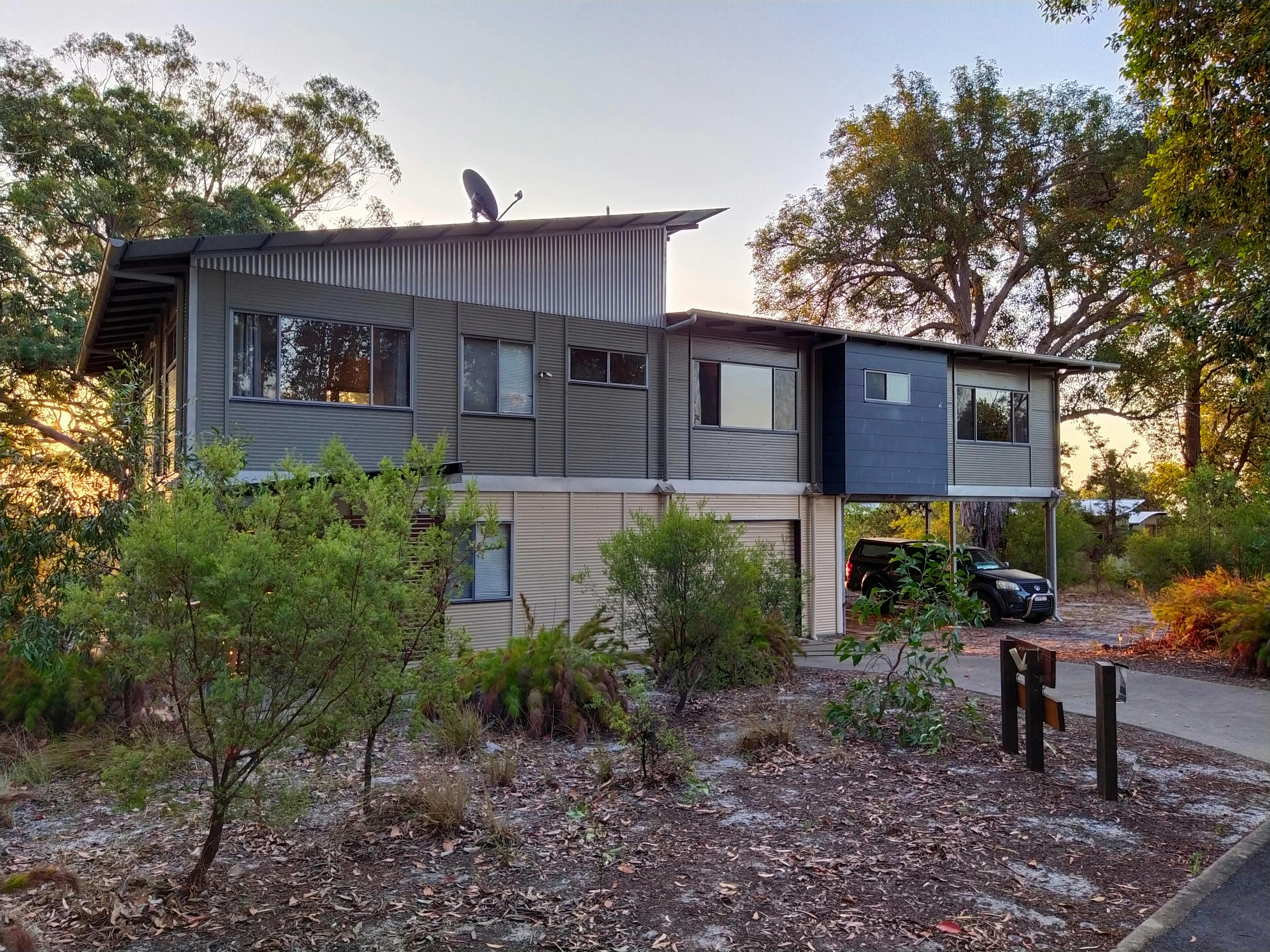 Waiuta Retreat Holiday House Kingfisher Bay Resort Kgari Formerly Known ...