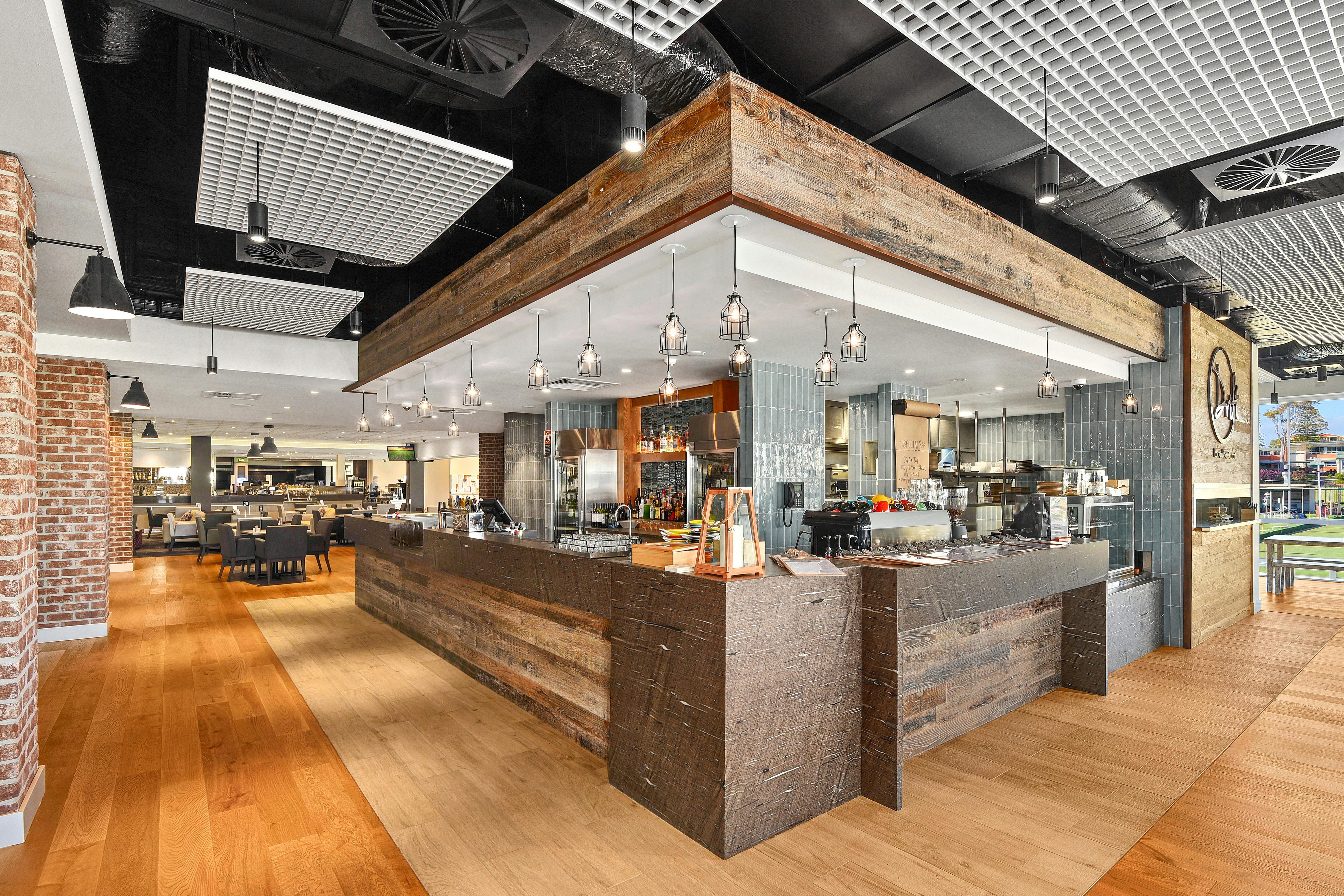 Port City Bowling Club | NSW Holidays & Accommodation, Things to Do ...