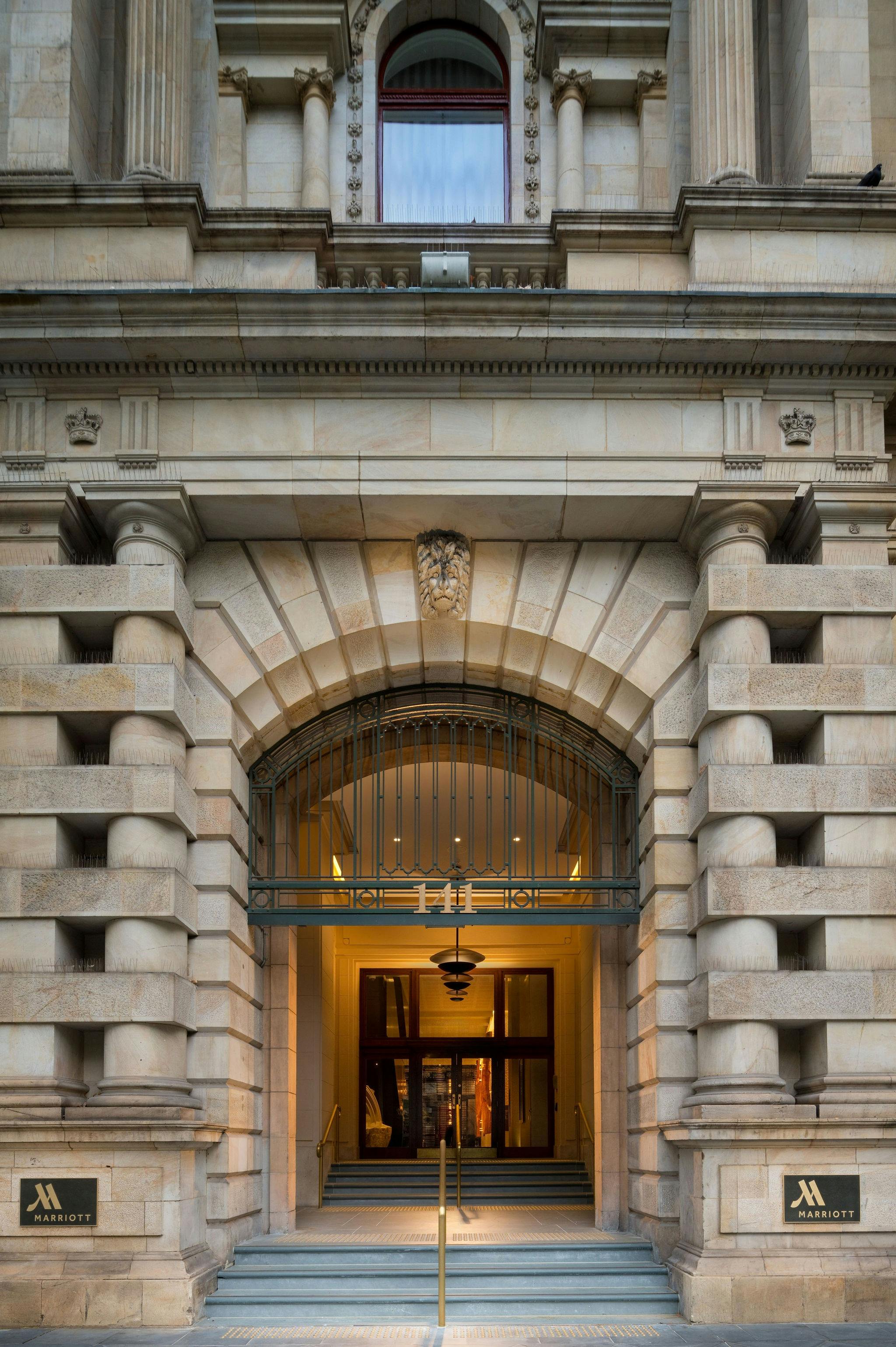 Experience Adelaide | Adelaide Marriott Hotel