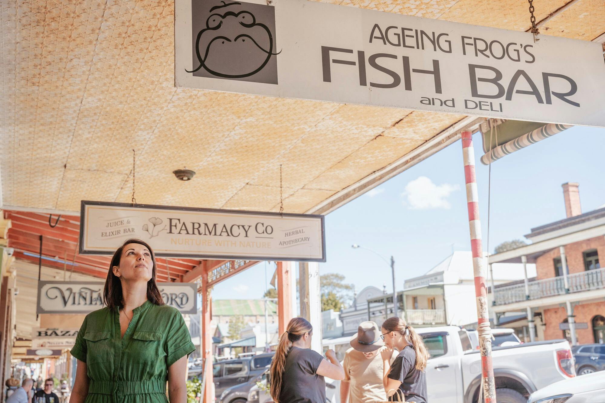 Ageing Frog Fish Bar - Beechworth