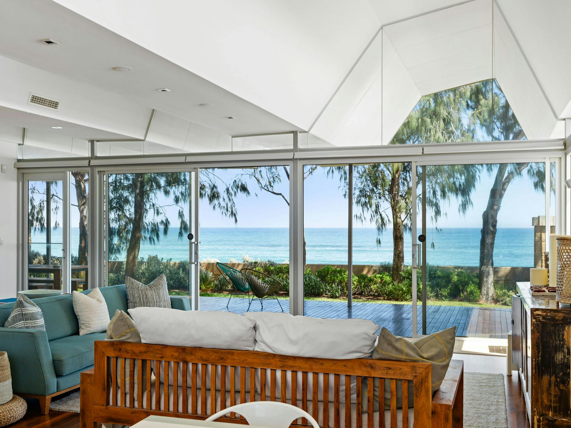 Florida Beach House in Dawesville - The Fold: Your Guide to Everything ...