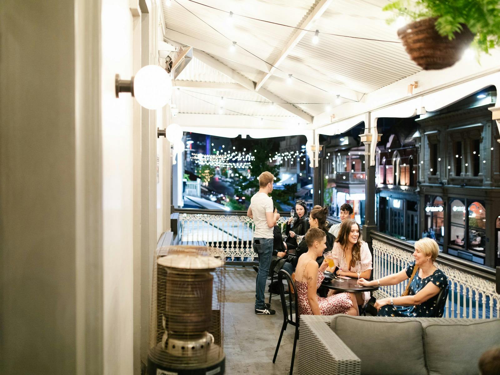 Experience Adelaide | The Stag Public House