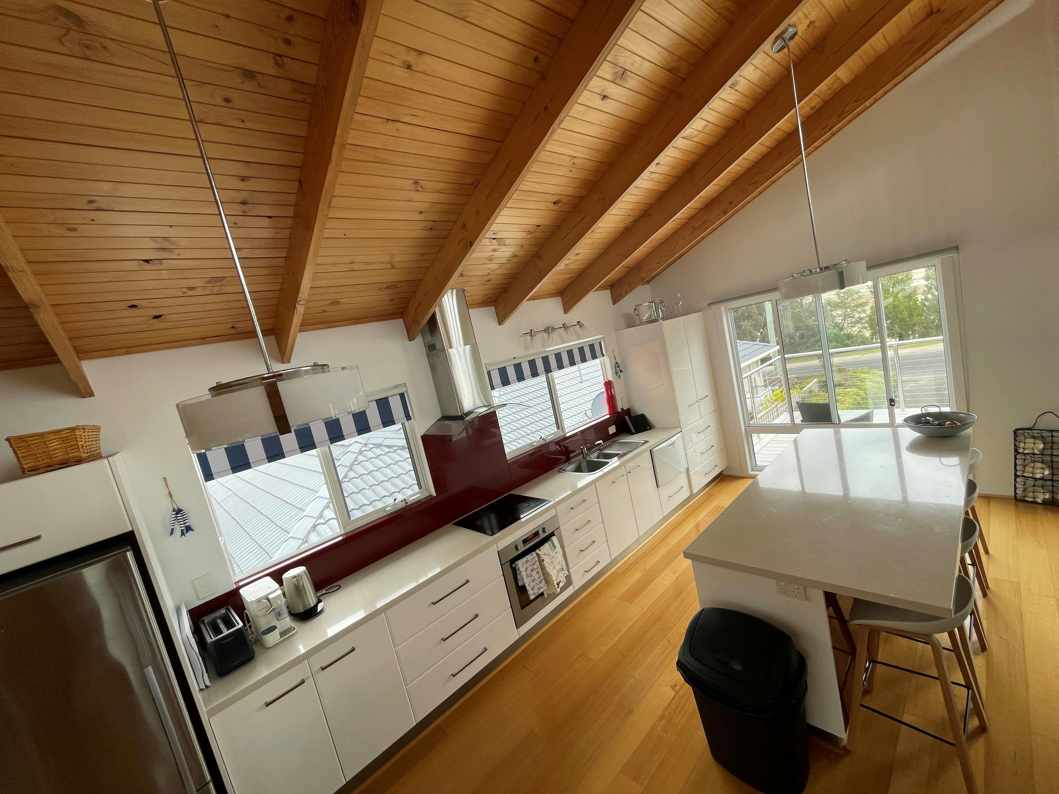 Hawley Beach House | All accommodation | Discover Tasmania
