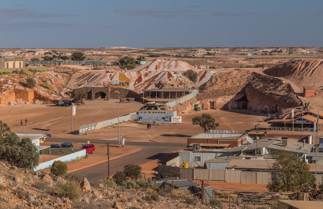 Amazing Colours of Coober Pedy & The Breakaways, Tour Service | S...