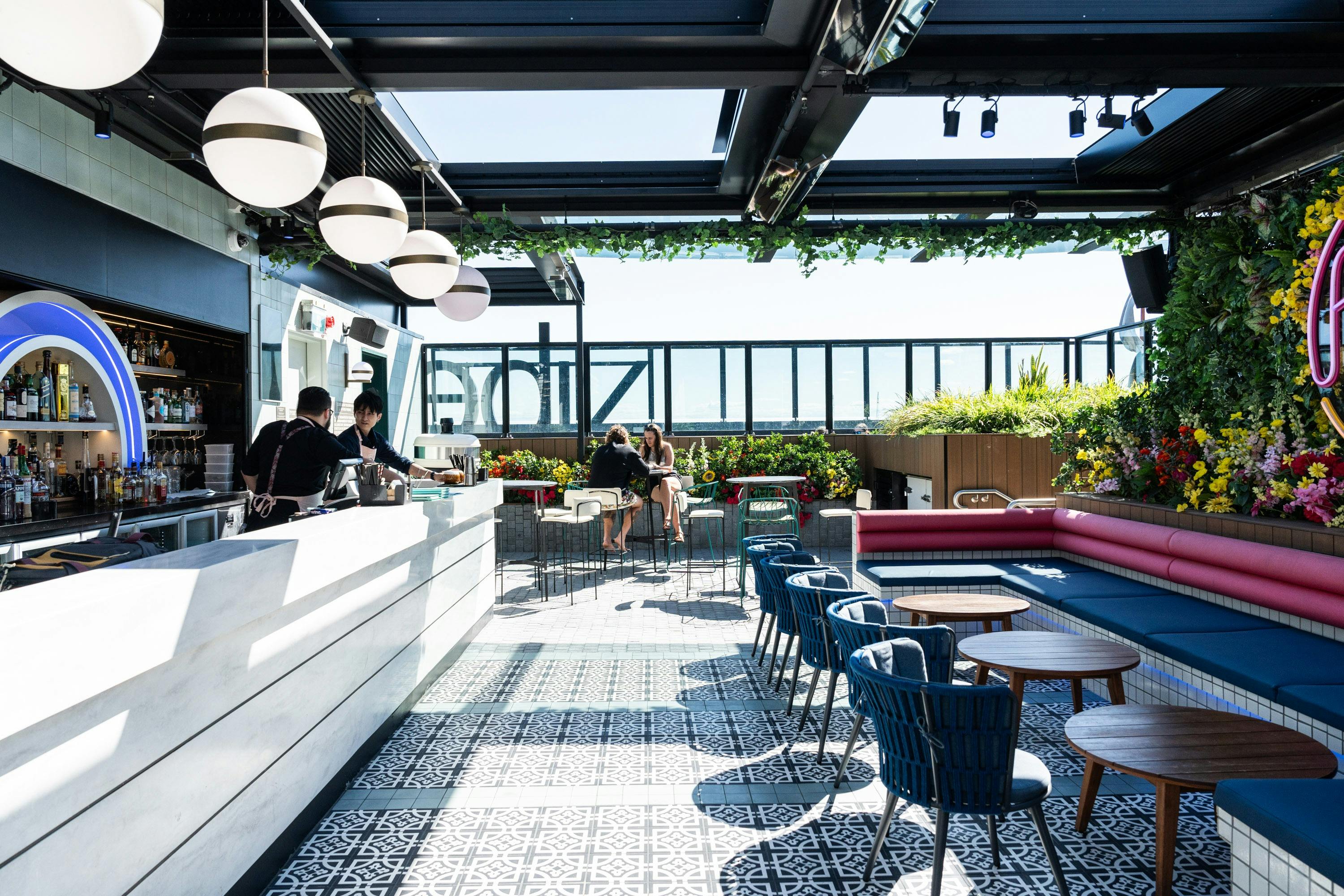 Above 319 | Sydney, Australia - Official Travel & Accommodation Website