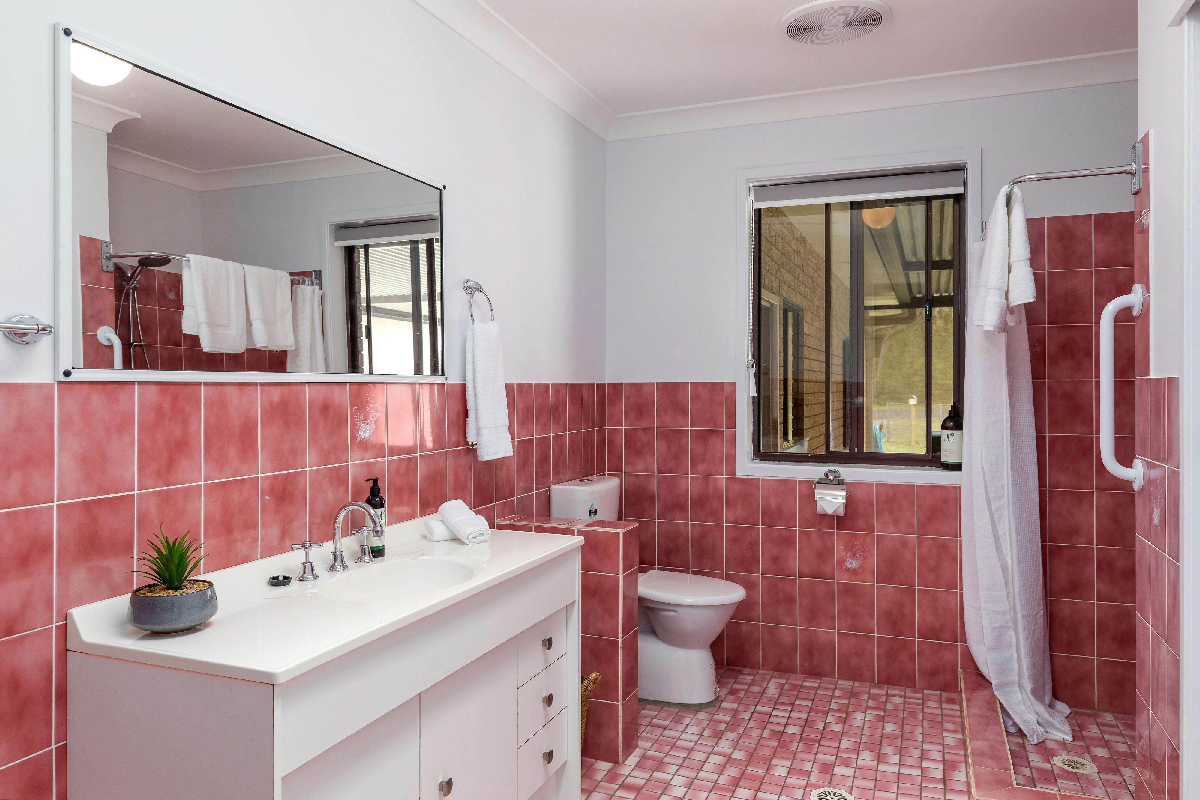 Moona Beach House Jervis Bay | NSW Holidays & Accommodation, Things to ...