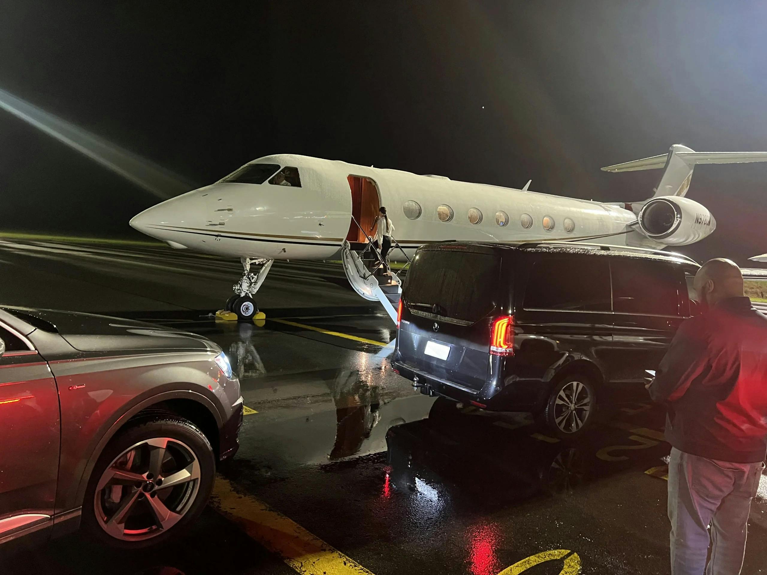 Black Luxe Chauffeurs | Transport | Queensland