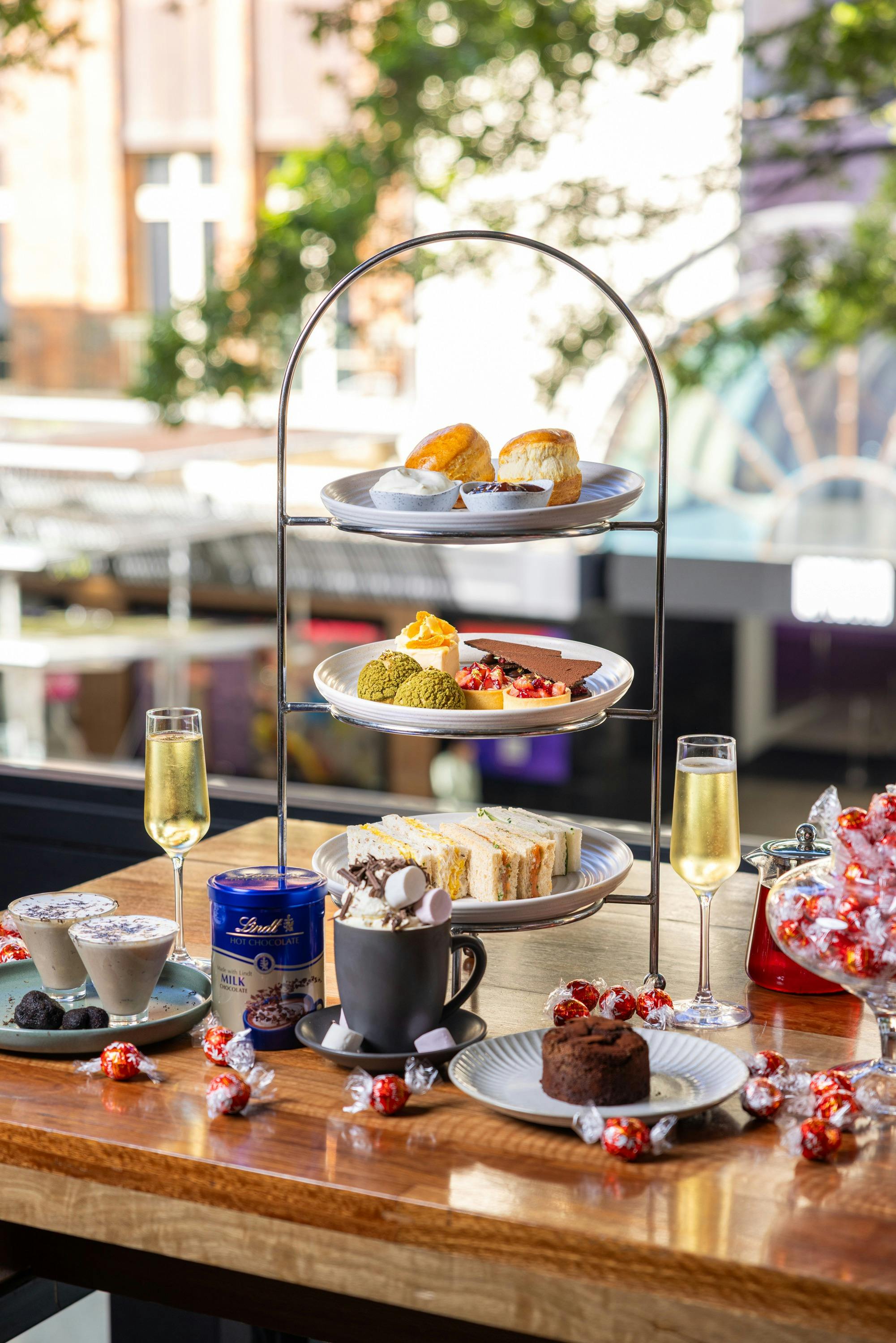 Lennons Restaurant and Bar