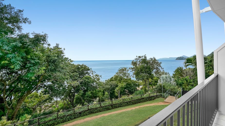 Amaroo at Trinity | Cairns & Great Barrier Reef