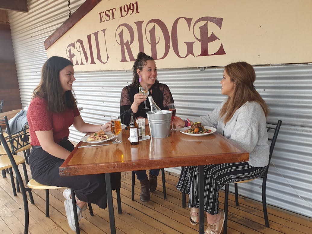 Emu Ridge Café | Emu Ridge Eucalyptus Oil Distillery Kangaroo Island ...