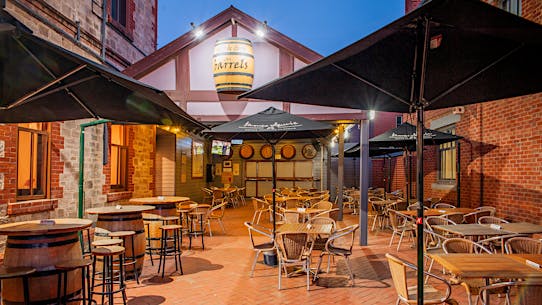 Tanunda Hotel - Tanunda, Food and Drink | South Australia