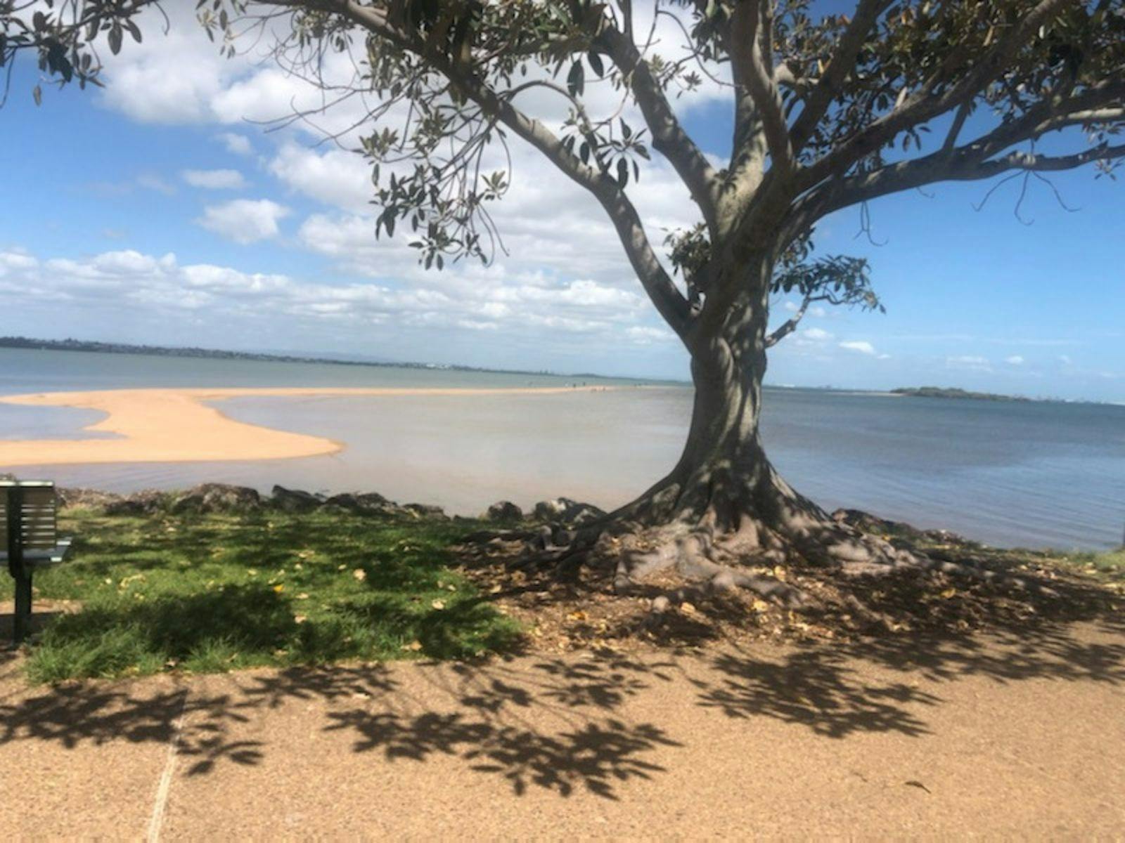 Women's fishing lesson - Wellington Point