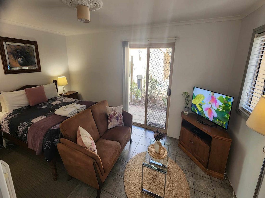 Riesling Trail and Clare Valley Cottages, Violet Cottage - Clare,...