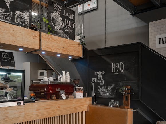 Daily Grind Coffee Roasters - Destination Kiama