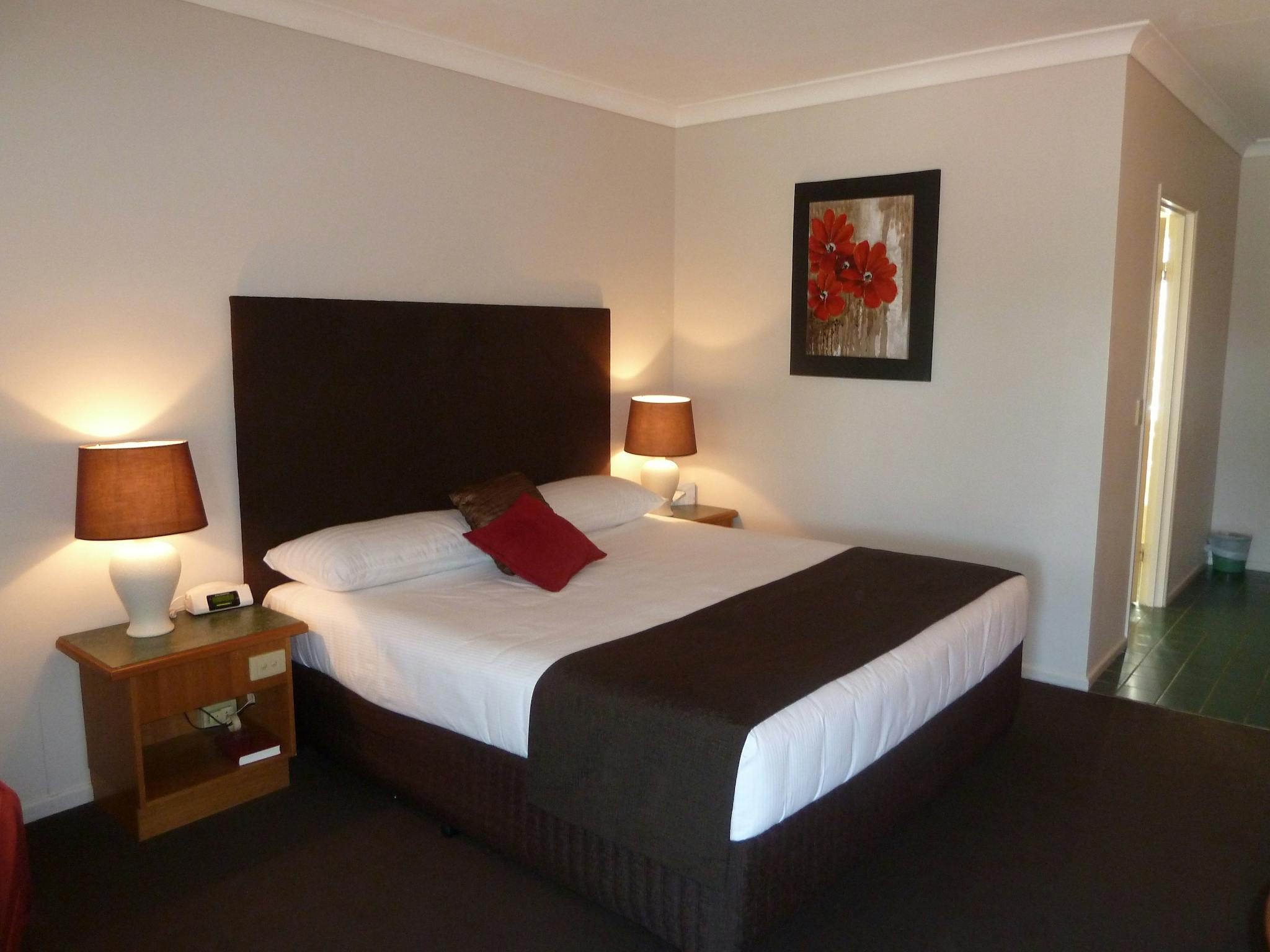 Puffers Inn Logan Motel | Accommodation | Queensland