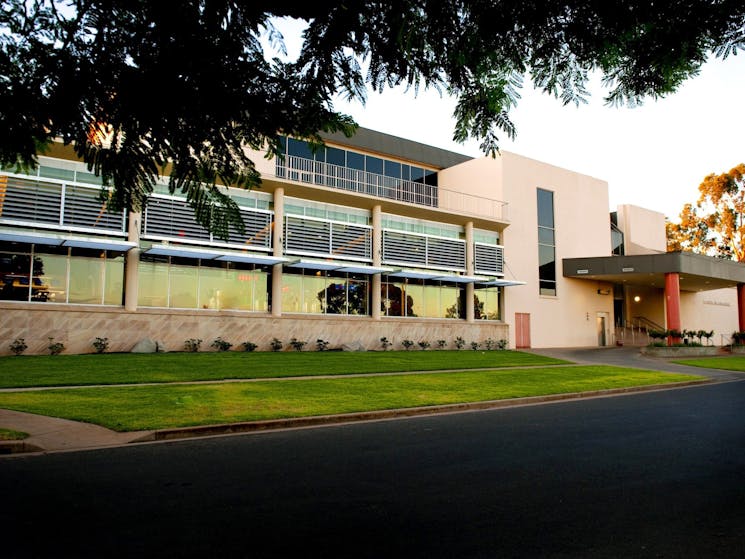 All Seasons - Club Corowa | NSW Holidays & Accommodation, Things to Do ...