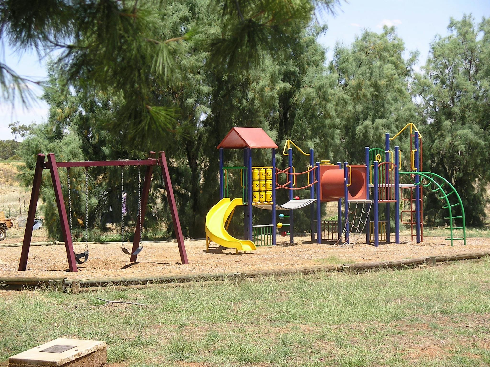 Fifield | NSW Holidays & Accommodation, Things to Do, Attractions and ...