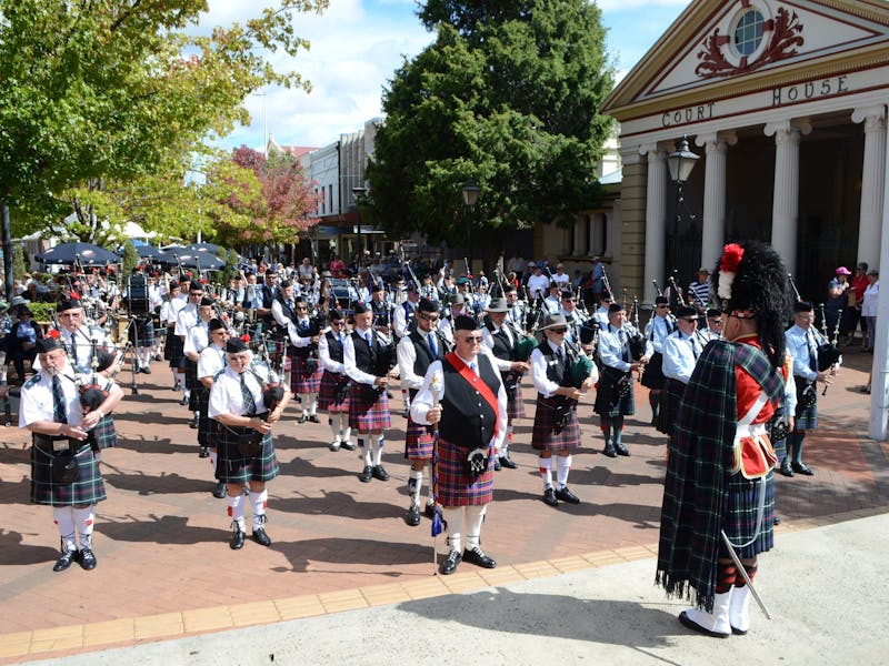Armidale Autumn Festival | NSW Holidays & Accommodation, Things to Do ... Armidale Autumn Festival | NSW Holidays & Accommodation, Things to Do ...