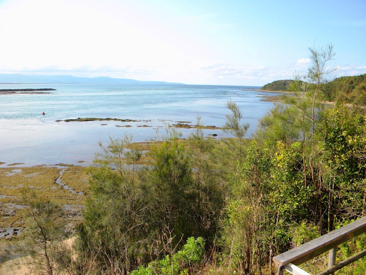 Crookhaven Heads Lighthouse | NSW Holidays & Accommodation, Things to ...