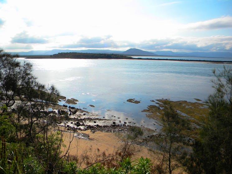 Crookhaven Heads Lighthouse | NSW Holidays & Accommodation, Things to ...