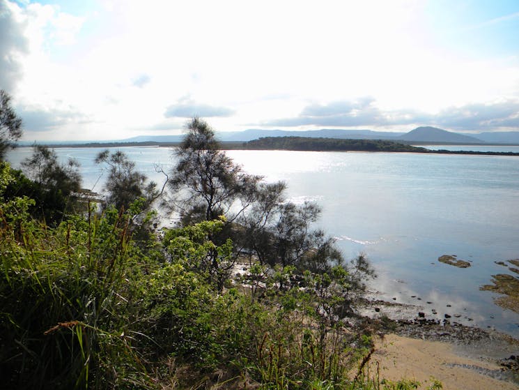 Crookhaven Heads Lighthouse | NSW Holidays & Accommodation, Things to ...