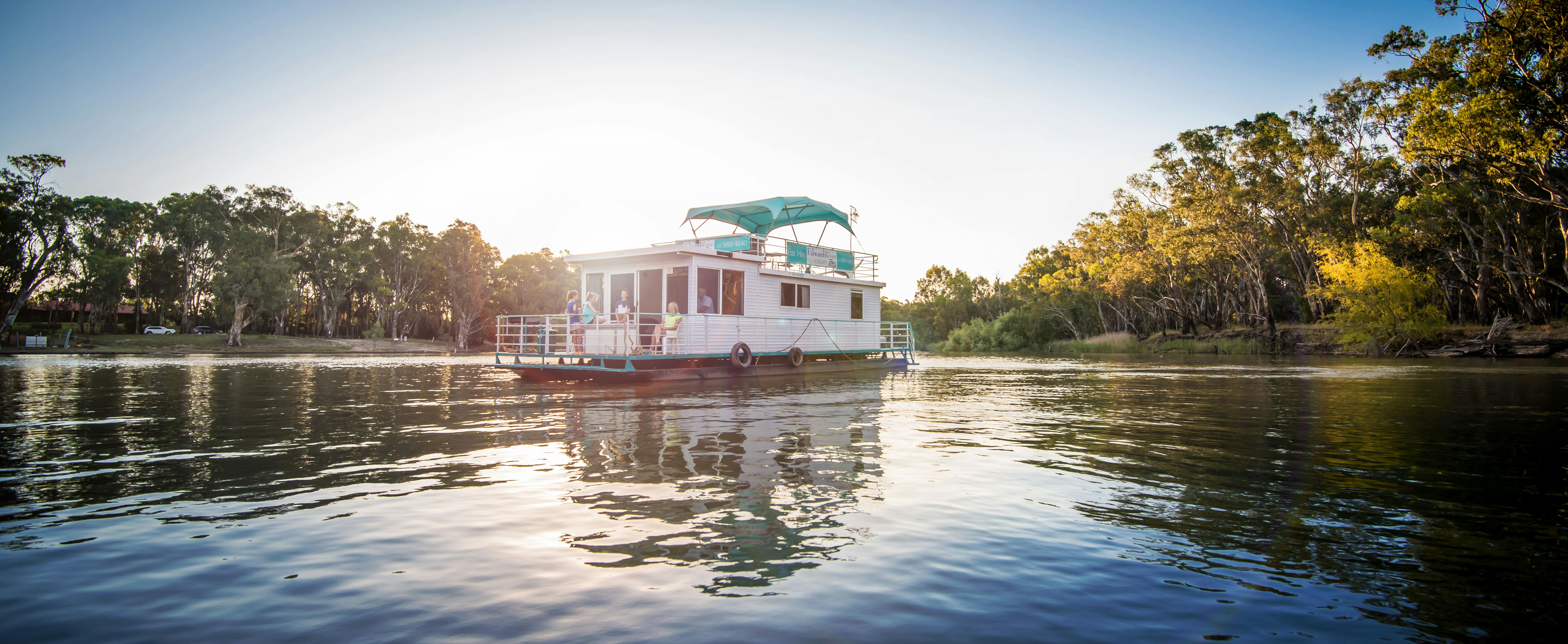 Edward River Houseboats | NSW Holidays & Accommodation, Things to Do ...