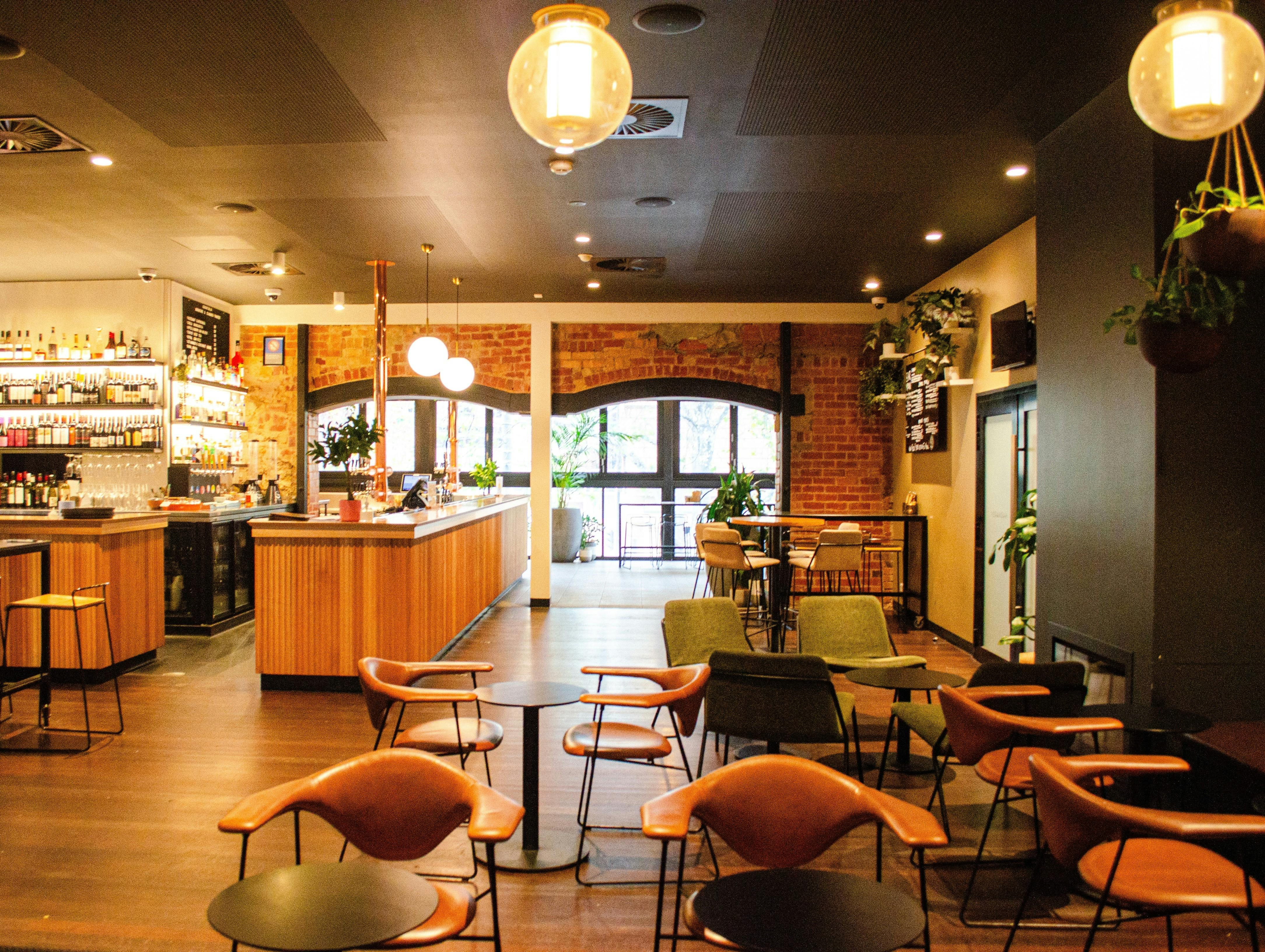 Experience Adelaide | Strathmore Hotel