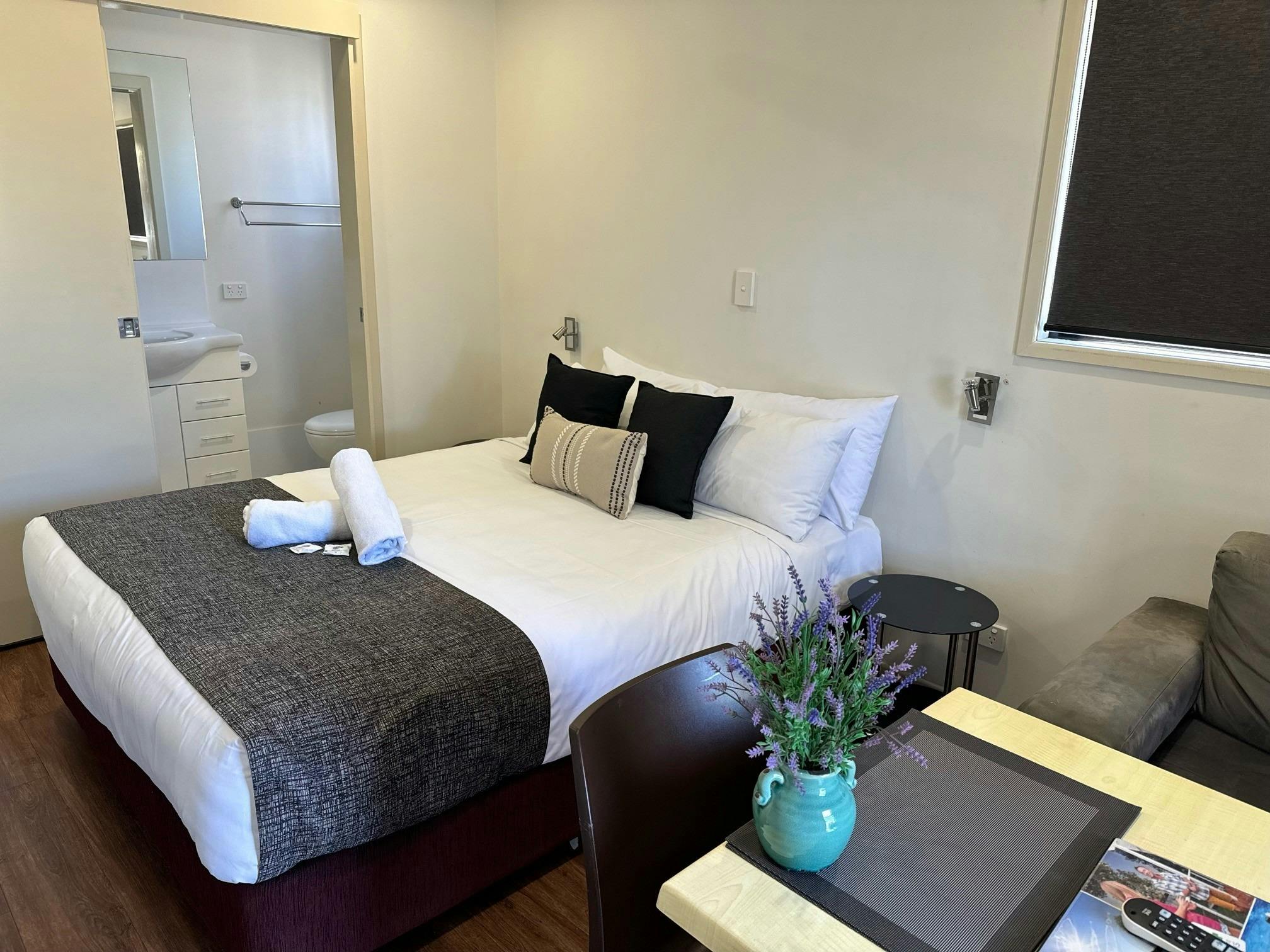 Warwick Freedom Lifestyle Park | Accommodation | Queensland