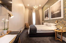 The Crafers Hotel - Crafers, Accommodation | South Australia