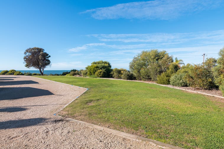 Edithburgh Caravan Park, Unpowered Sites - Edithburgh, Accommodat...