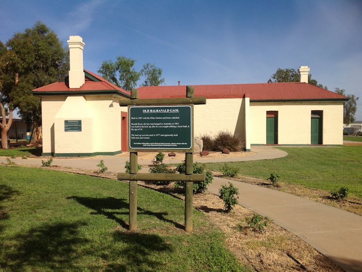 Balranald Heritage Trail Nsw Holidays And Accommodation Things To Do